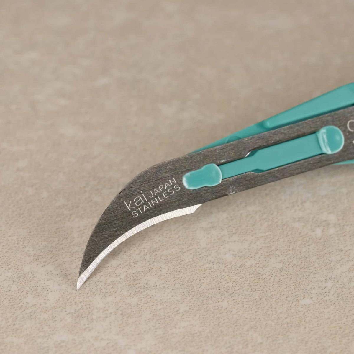 KAI Serger Seam Remover: Premium Quality and Precision — HM Nabavian